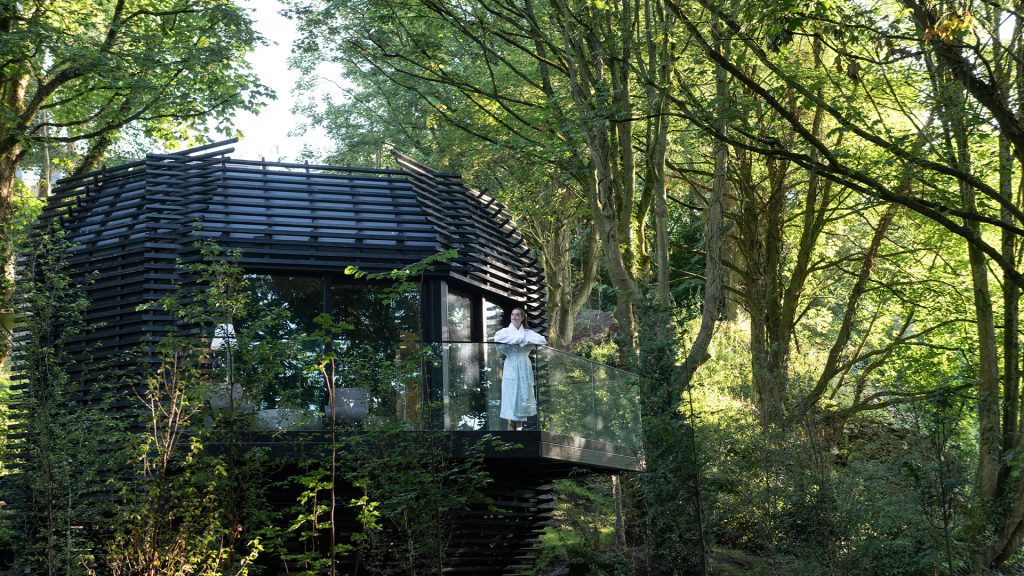 Luxury & Unique Cabin Lodges in Cork, Ireland | Woodland Suites